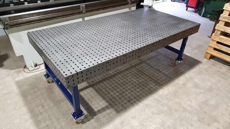 Table de soudure 2500×1250 – Tables de soudure JPS